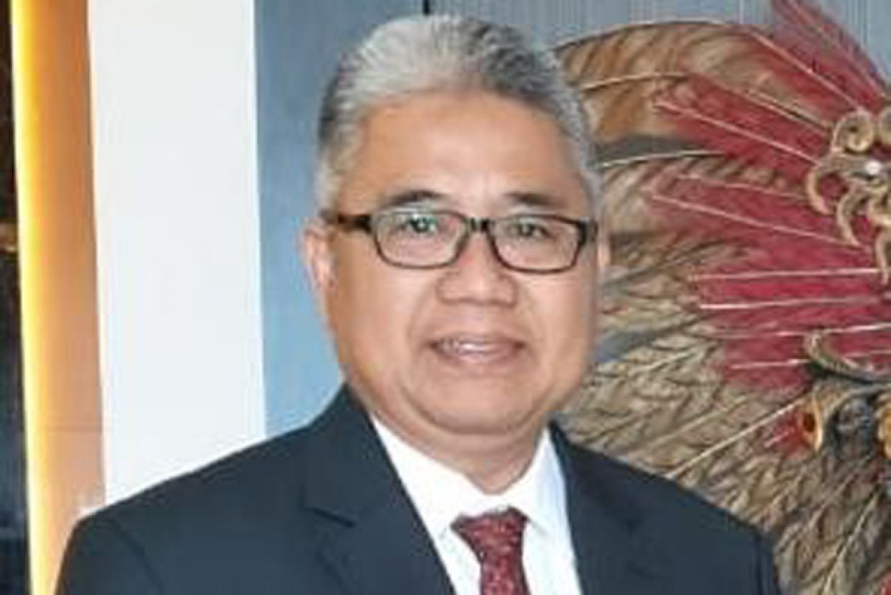 Guru Besar UNS Dilantik Menjadi Rektor UMK | kisuta.com